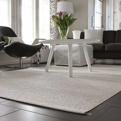 שטיח Svea Rug Stone Metallic Fossil Grey